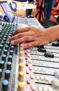 Production – Guitar Tutor Commuter